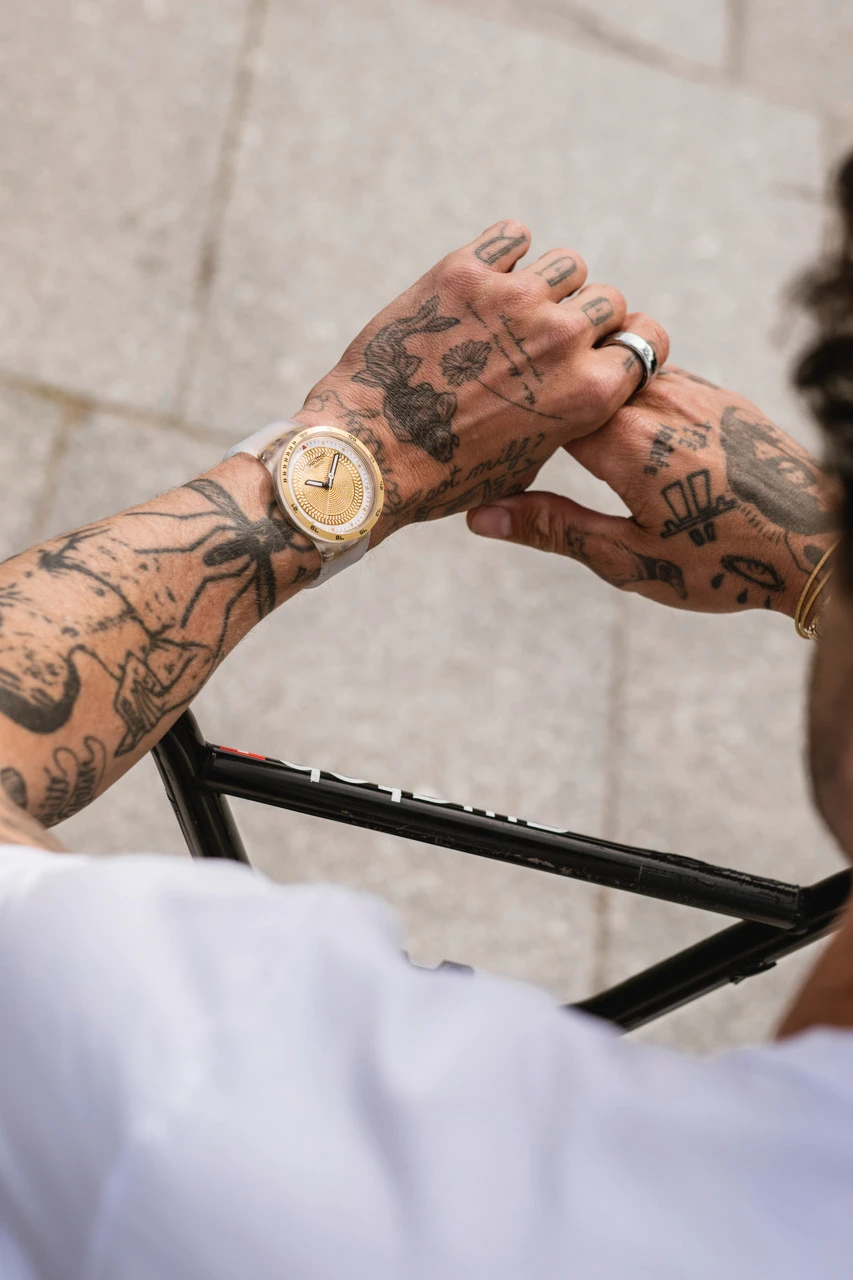 Start your movement with the new Swatch Proteam collection - Swatch Ltd