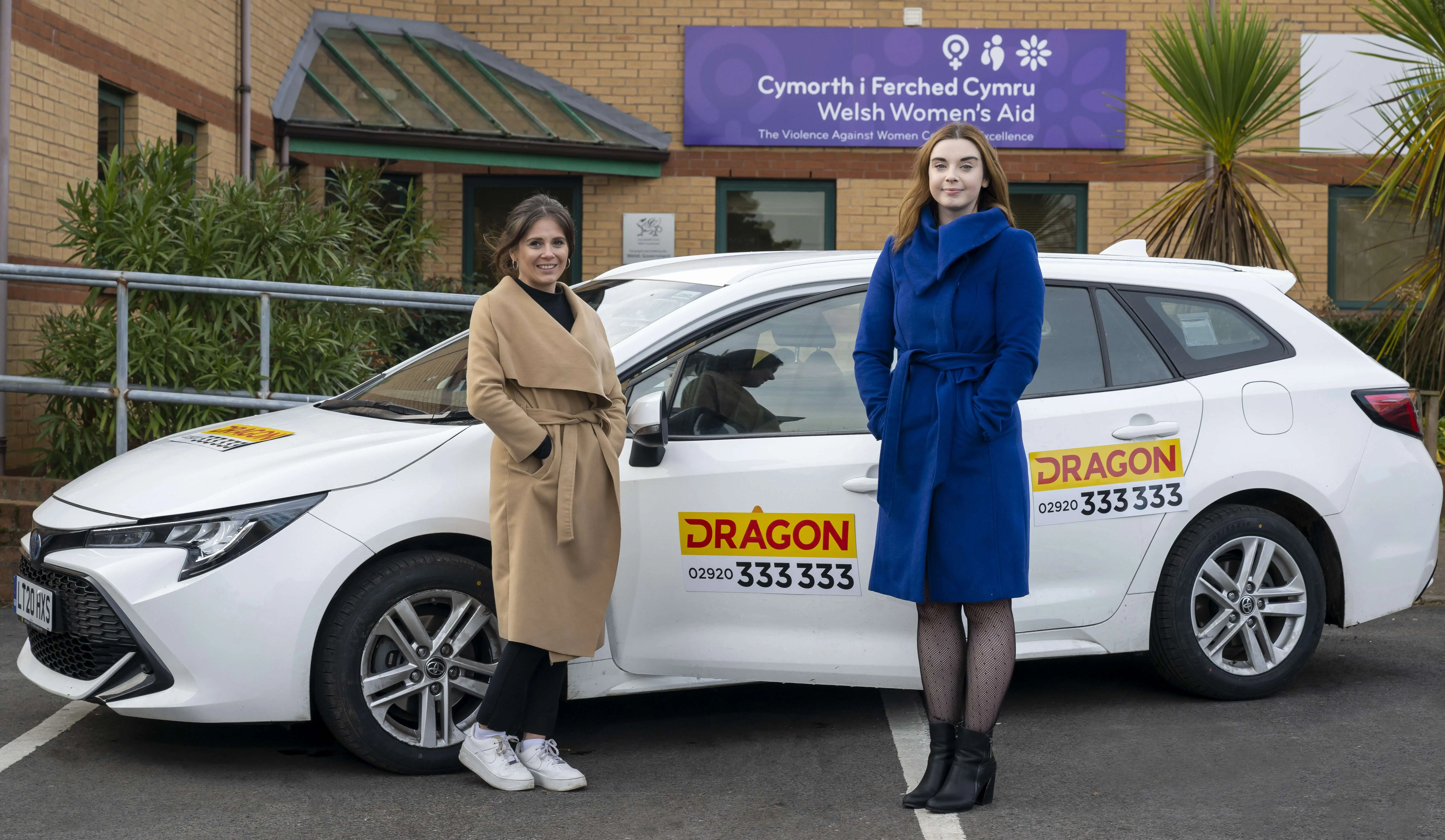 Dragon Taxis Supports Welsh Women’s Aid Christmas campaign | Veezu