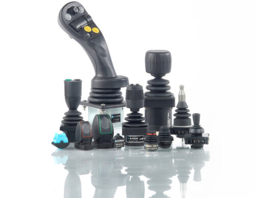 Die Funktionsweise von Joysticks | Apem Blog