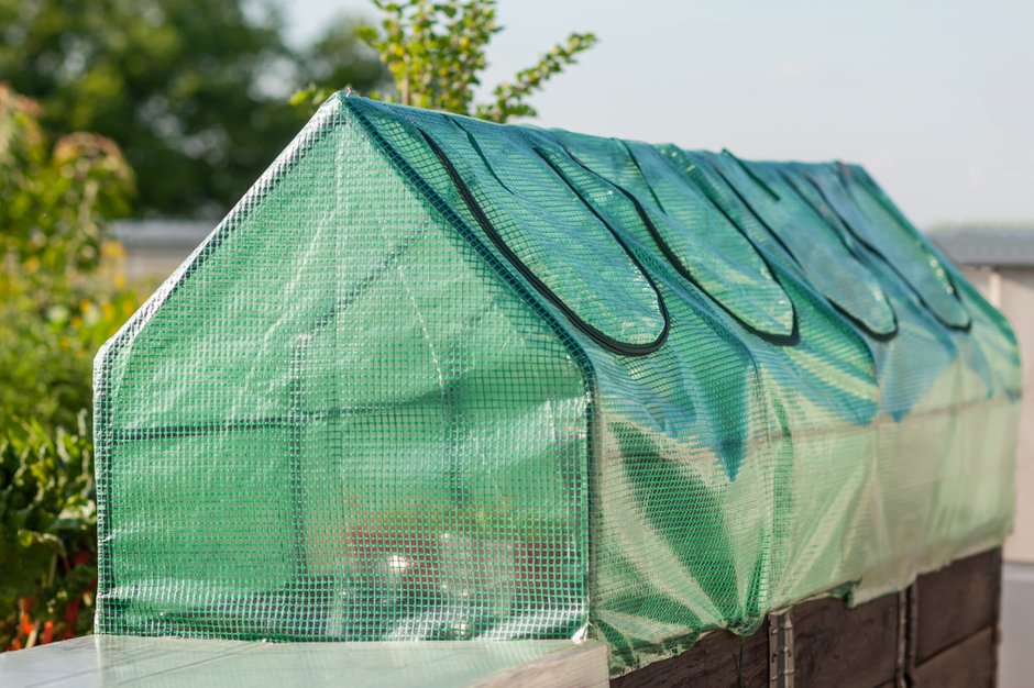 Comment bien choisir une serre de balcon ? - Gamm vert