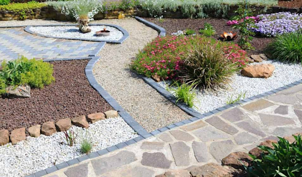 Comment installer une bordure de pavés ? - Jardiland