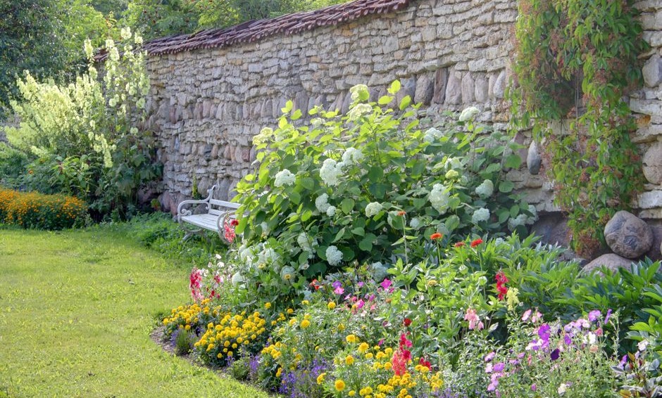 Comment créer un massif fleuri ? - Gamm vert
