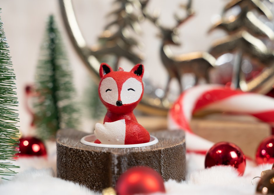 Quelle couleur de décorations choisir pour un sapin de Noël en bois ...
