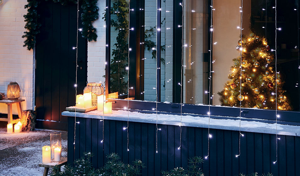 40 idées pour bien décorer le devant de sa maison pour Noël - Jardiland
