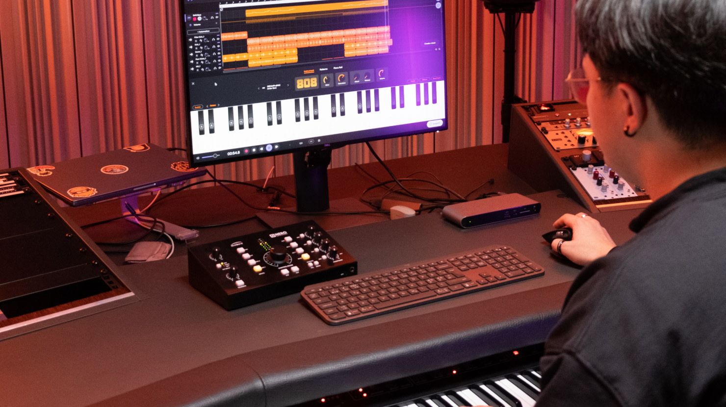 Soundtrap's 808 Bass with Glide