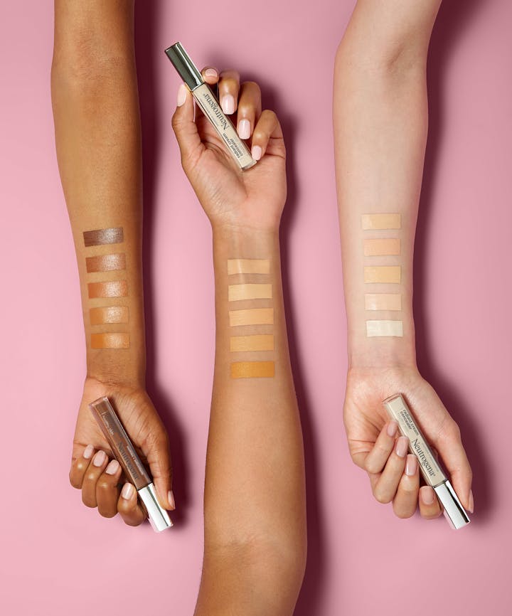 Non-Comedogenic, Cream Under Eye Concealer | NEUTROGENA®