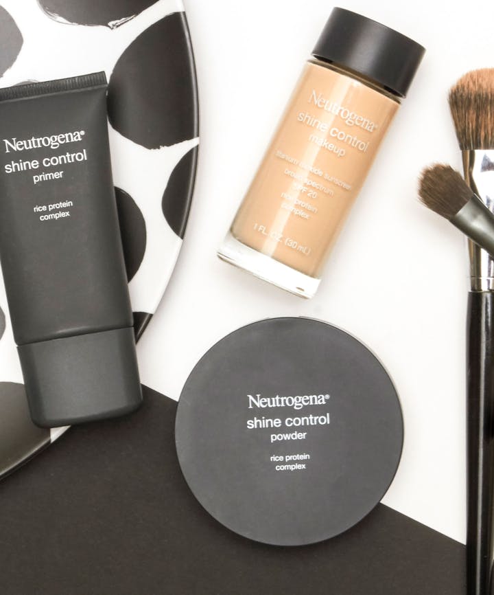 Shine Control Primer | Neutrogena®