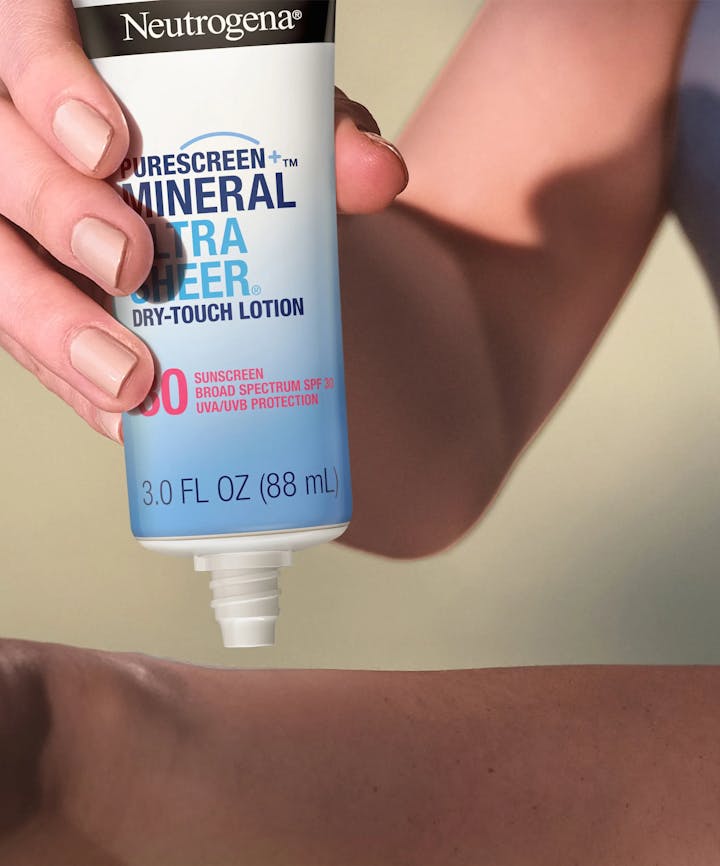 Mineral Ultra Sheer® Dry-Touch SPF 30 Sunscreen Lotion