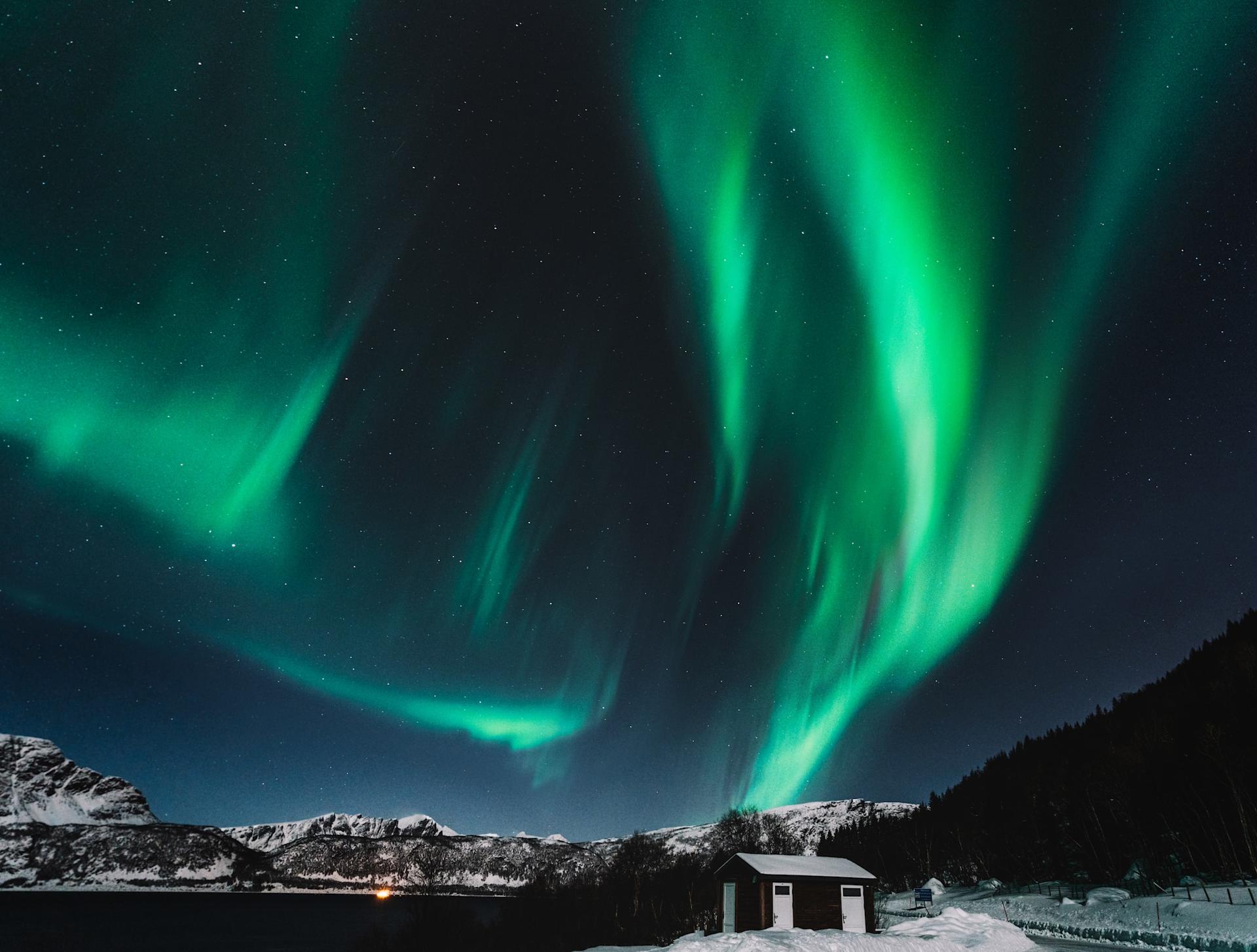 How to Catch the Northern Lights | Bright Trip