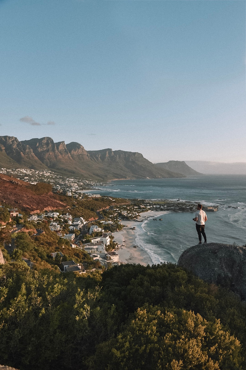 Justin Poore | Bright Trip