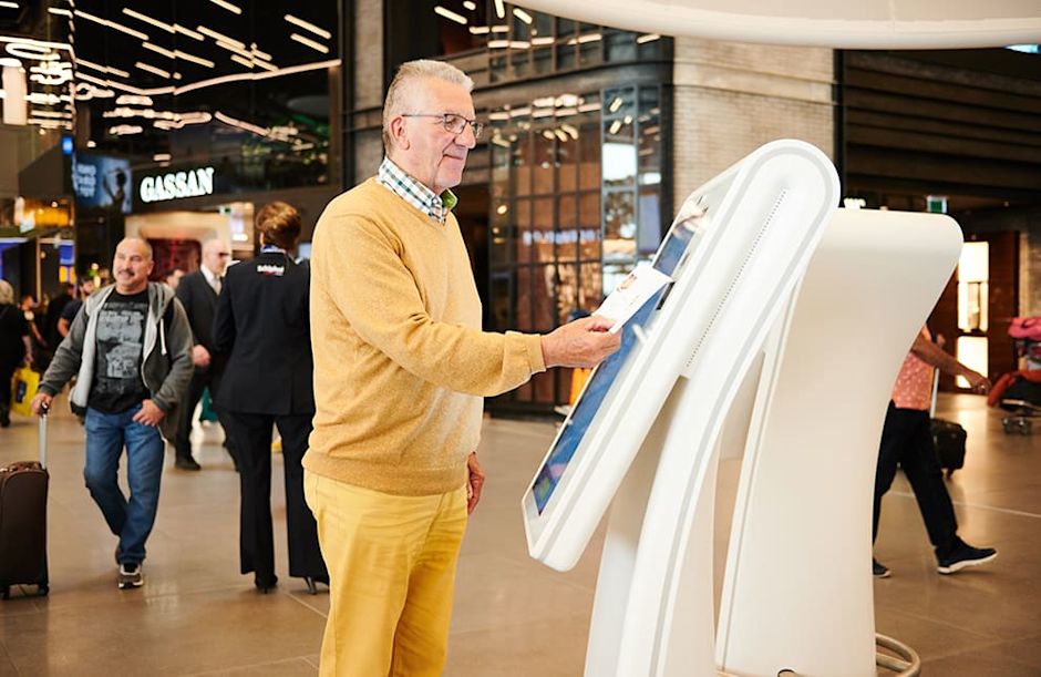 Schiphol | Increase NPS and passenger spend with itineraries