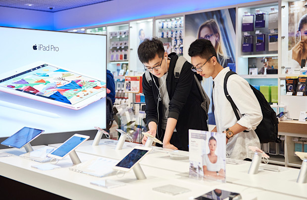 Schiphol | Chocolates, Liquor & Tobacco