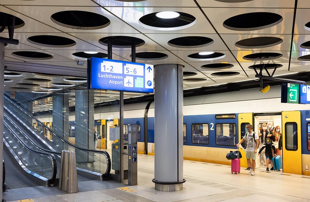 Schiphol | By public transport from Schiphol