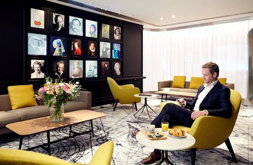 Schiphol | VIP service on departure