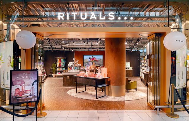 Schiphol | The Ritual of Ayurveda - Medium Gift Set