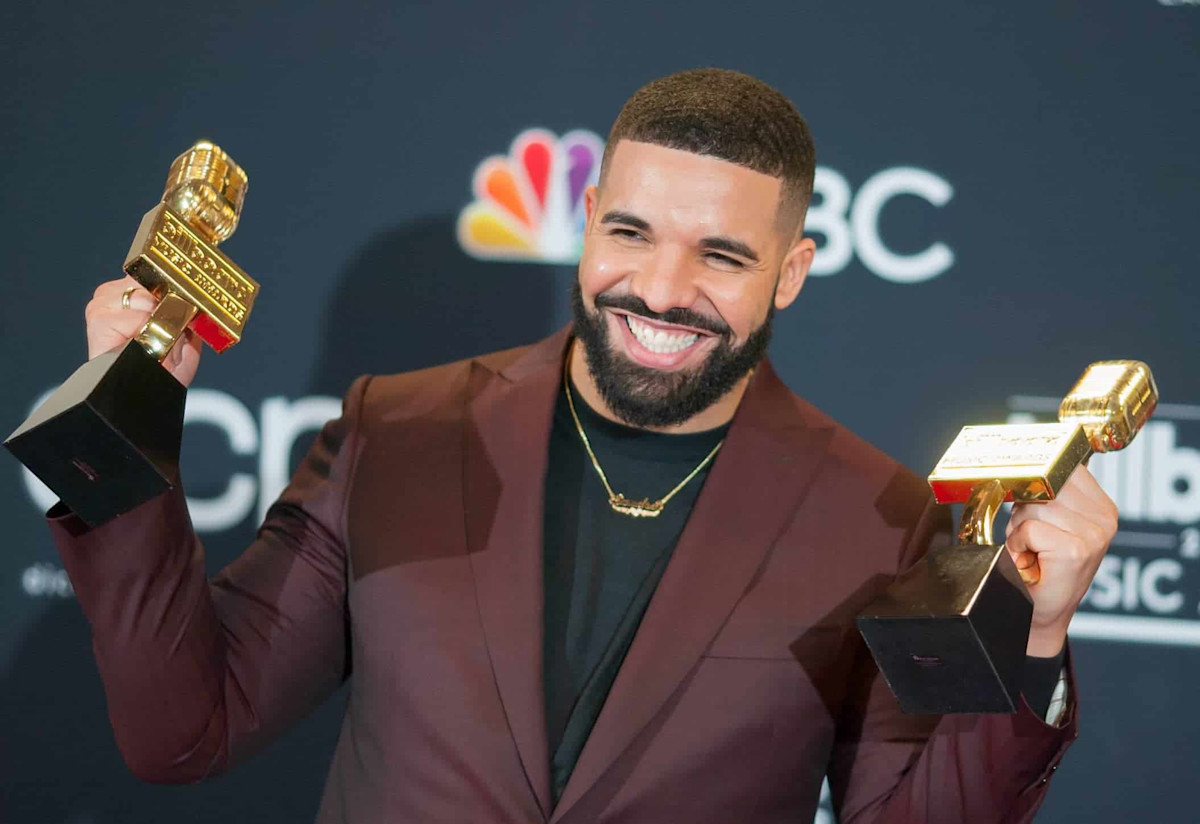 Drake Shares Rare Footage Of His Son Playing Basketball