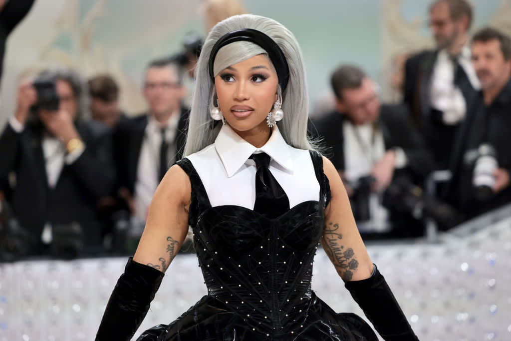 Cardi B Says She's Suing LAPD After Being Accused Of 'Drug Trafficking'