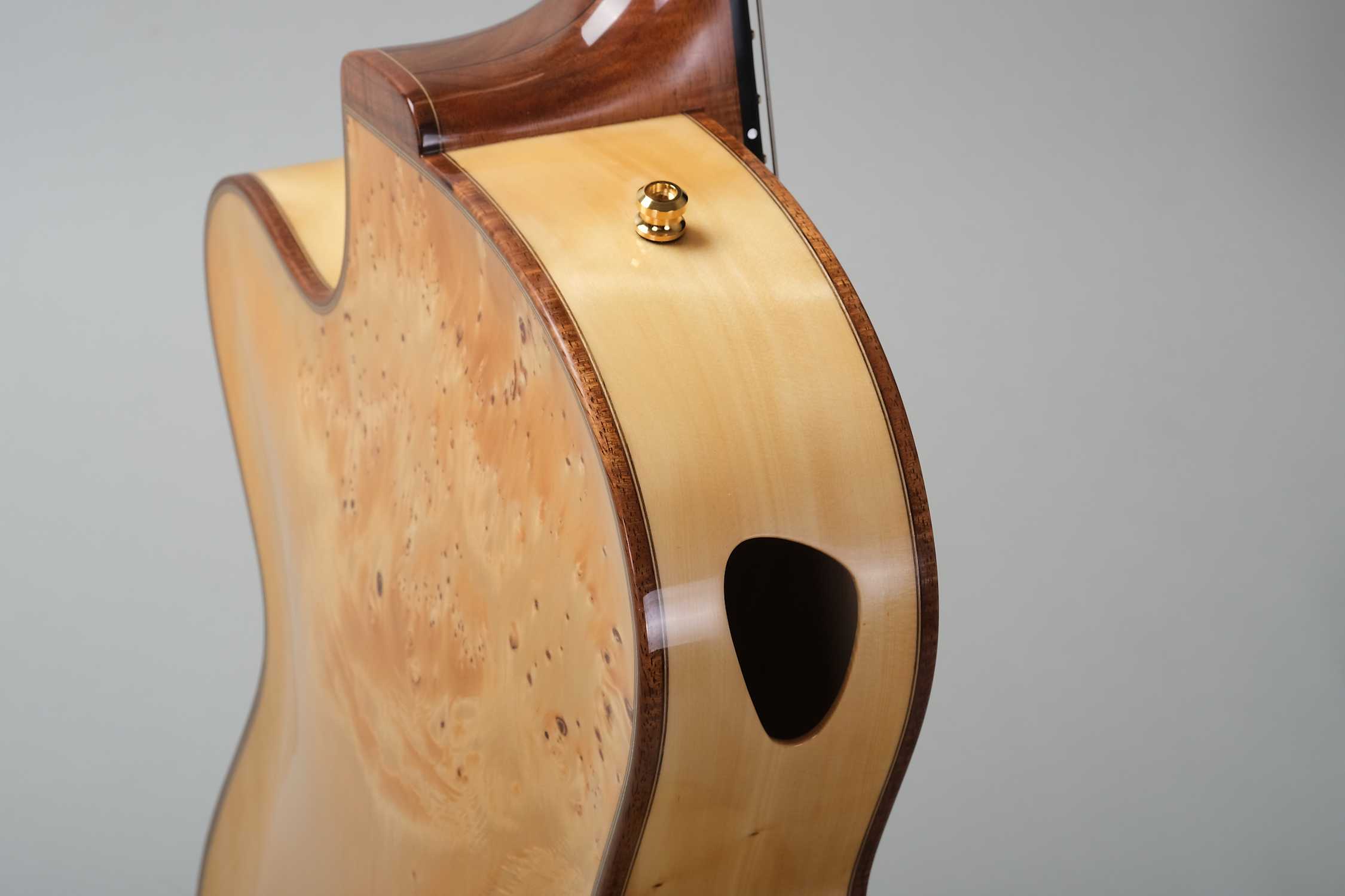 Rizzolo Archtop - Teardrop Archtop · Rizzolo Guitars