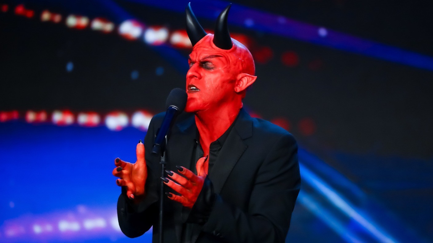 Our last batch of auditionees put on a real SHOWSTOPPER! | Britain's ...