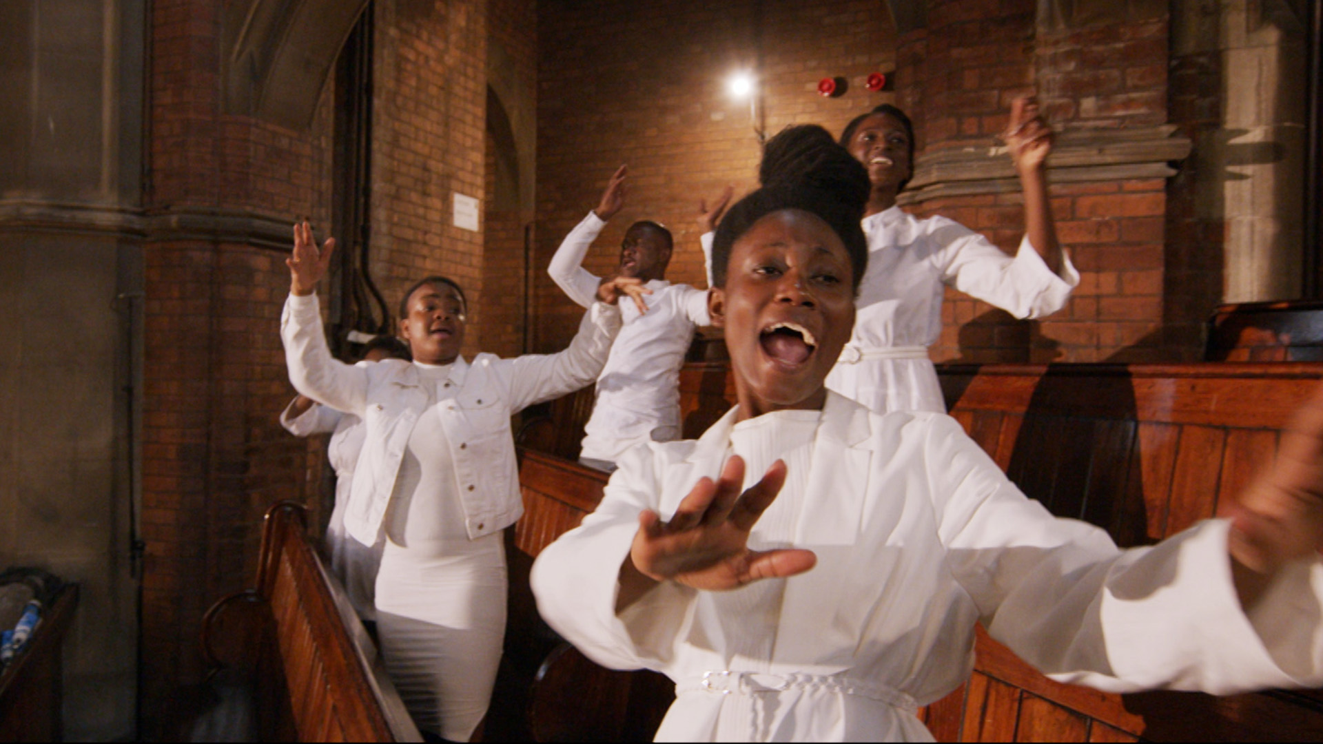 FIRST LOOK: PRAISE YOU! Shalom Chorale take everyone to CHURCH ...