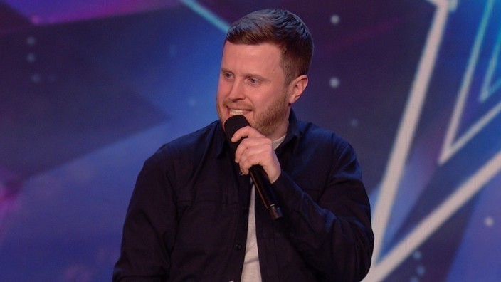 FANTASTICALLY FUNNY Josh Baulf has everyone in STITCHES (and craving ...