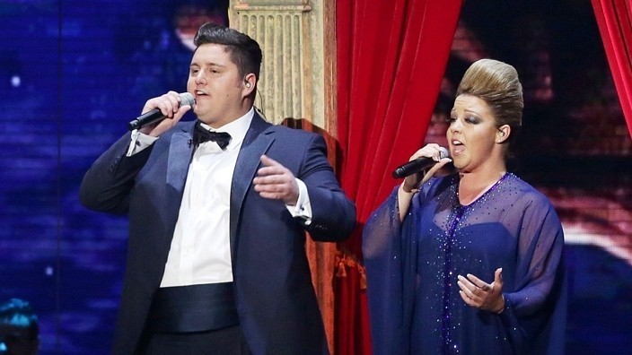 Opera duo Keiran and Sarah sing Barcelona | Britain's Got Talent