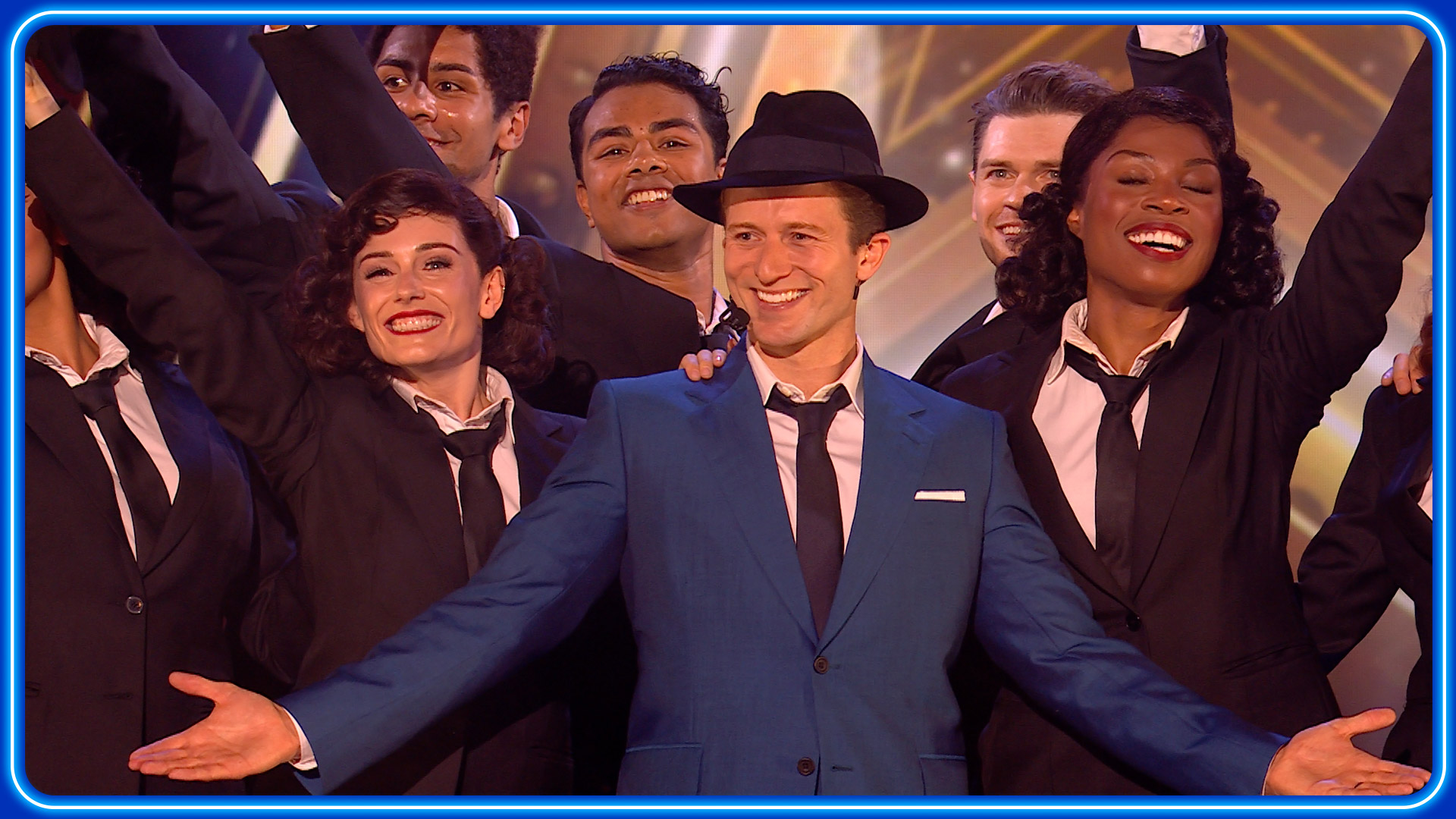 The cast of Sinatra The Musical perform 'New York, New York'! | Britain ...