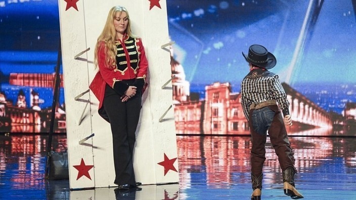 See Edward Pinder throw knives at Simon Cowell | Britain's Got Talent