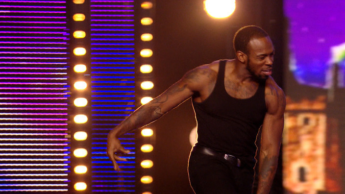 Stephen teaches Godson a new dance move | Britain's Got Talent