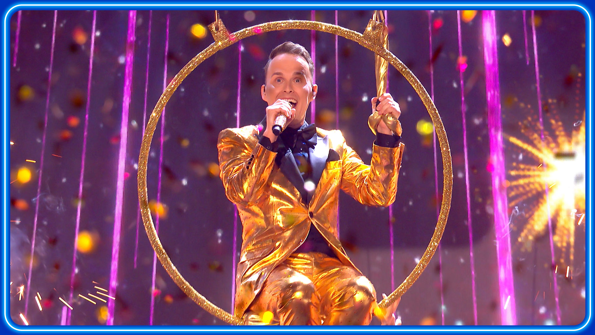 Andrew Curphey brings the SPARKLE with DISCO medley | Britain's Got Talent