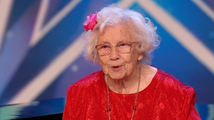 FIRST LOOK: Nora Barton captivates the audition with her charm ...