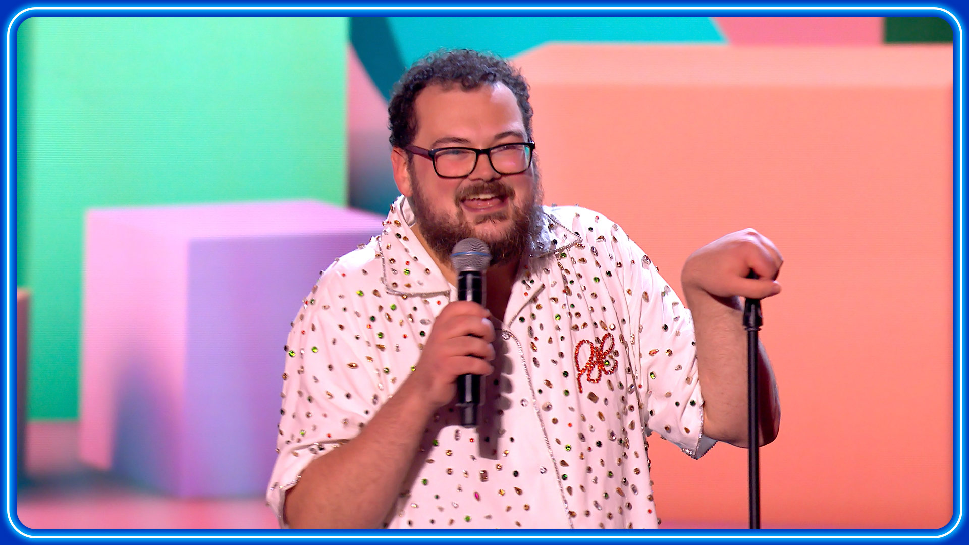 Alex Mitchell has us in STITCHES with HILARIOUS stand-up | Britain's Got Talent