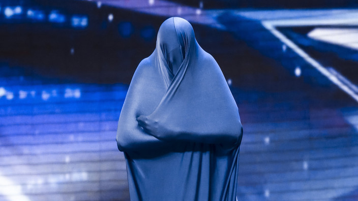 The Blue Bag Lady leaves the Judges seeing red | Britain's Got Talent
