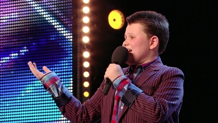 Ellis Chick sings 'You Make Me Feel So Young' | Britain's Got Talent