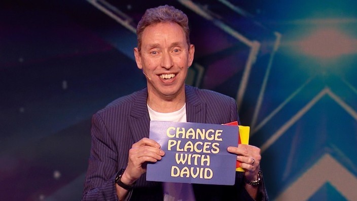 Trickster Mark Shortland plays MAGICAL CHAIRS with the BGT Judges ...