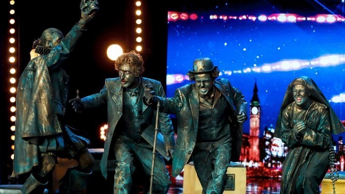 History comes to life on the BGT stage with Big Name Statues! | Britain ...
