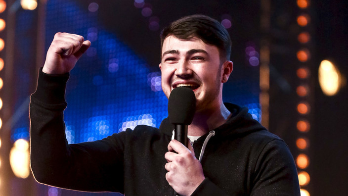 Wayne Woodward is a swinging success | Britain's Got Talent
