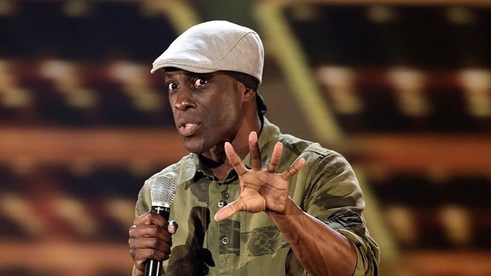 Comedian Toju gives the Judges plenty to laugh about | Britain's Got Talent