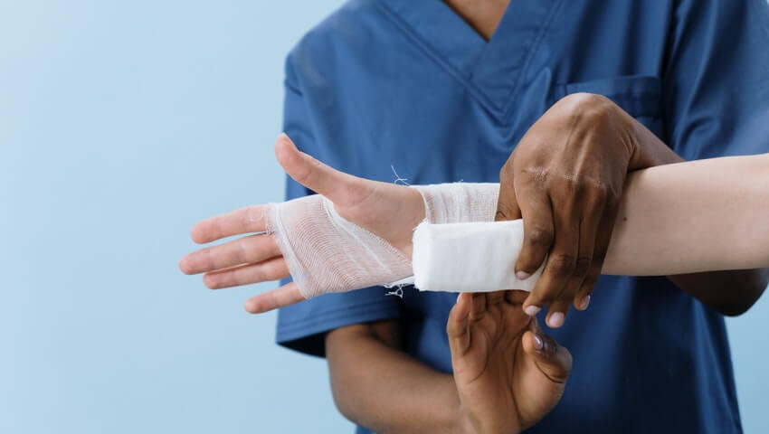 What to Do When a Customer Gets Injured on Your Business Premises ...