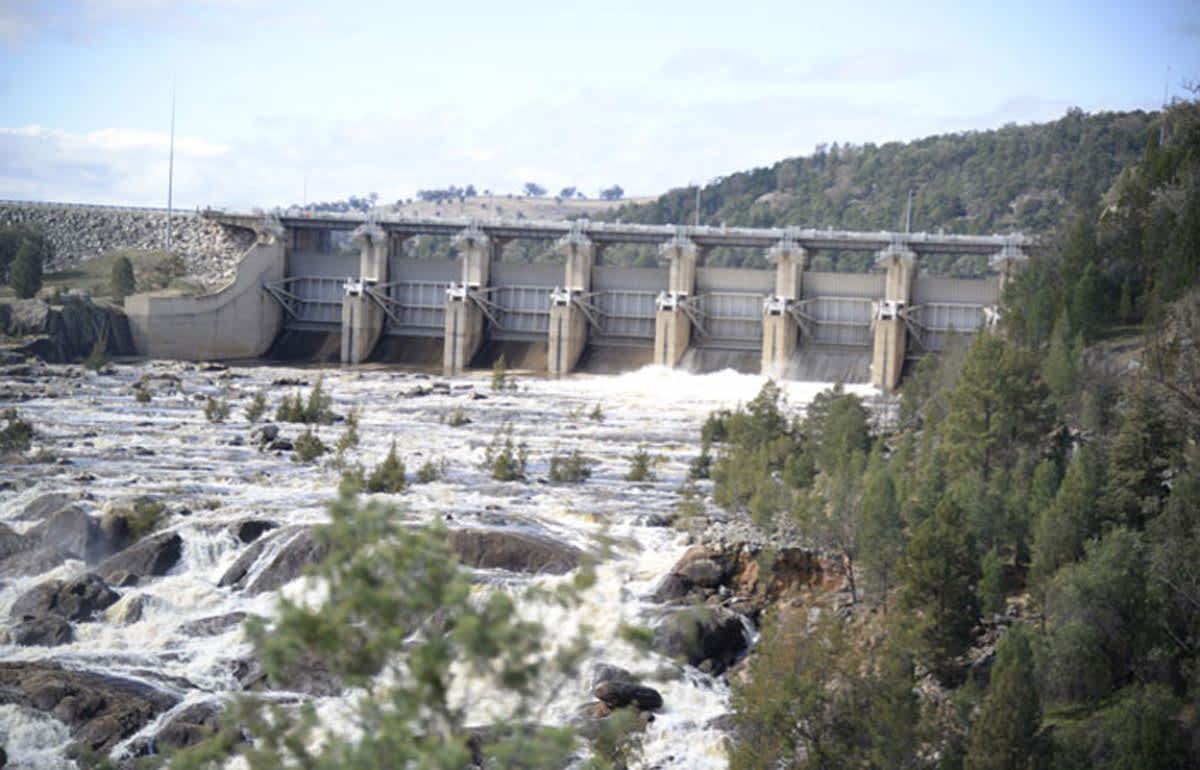 Wyangala Dam Flood Gates Open | The Cowra Phoenix - Cowra Region News ...