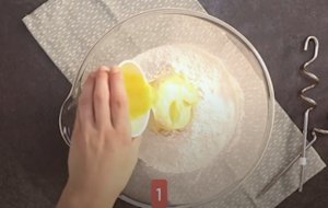 Kleine appeltaartjes met pecannoten | Bakken.nl