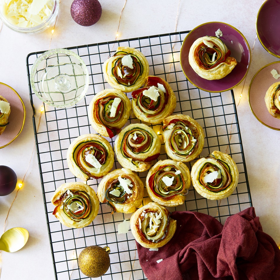 Kerstboom roosjes | Bakken.nl