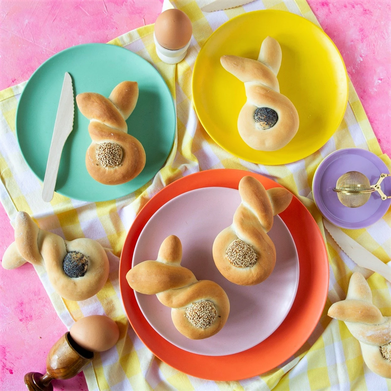 Paasbroodjes | Bakken.nl