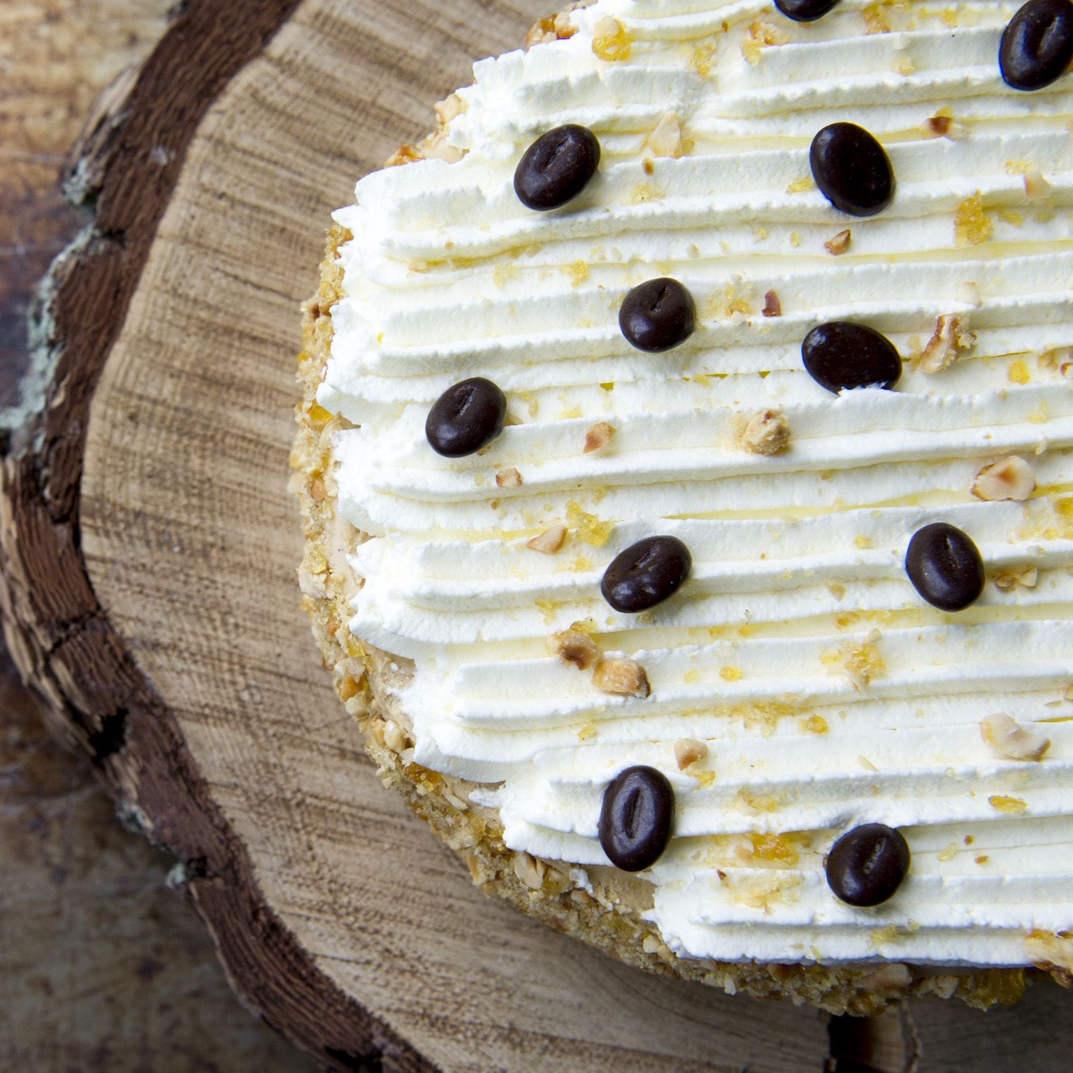 Hazelnoot schuimtaart | Bakken.nl