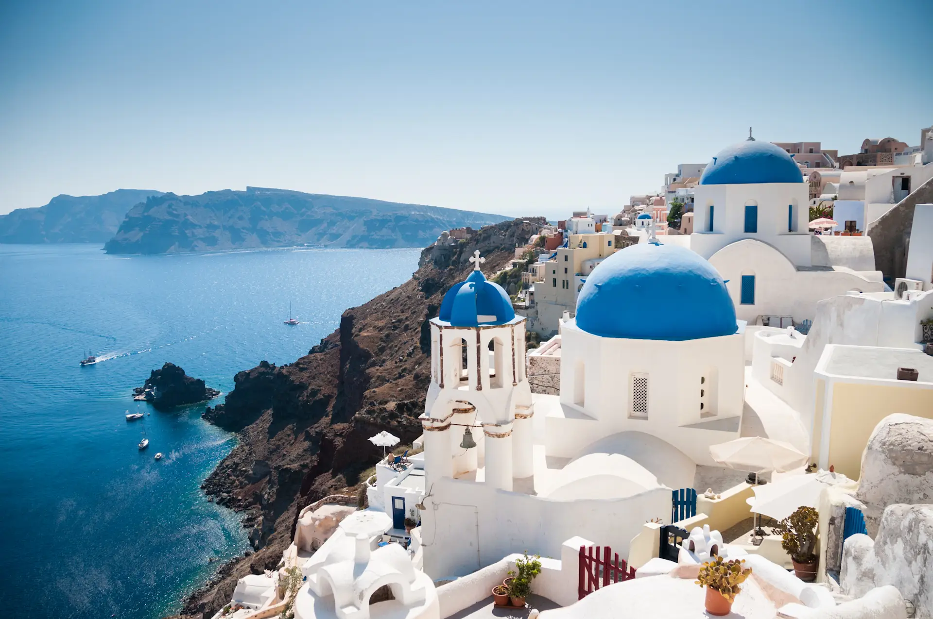 Romantic Getaways in Greece: Couples Trips & Honeymoon Ideas