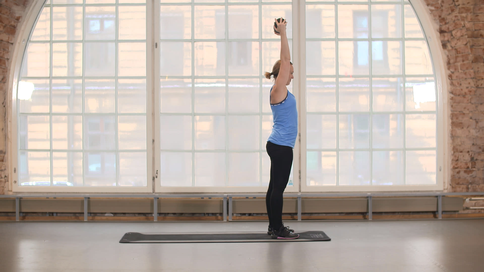 11 styrkeøvelser for å gå ned i vekt - SATS