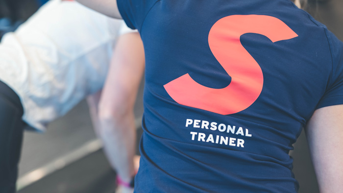 Slik blir du sterkere - treningstips og treningsprogram - SATS - SATS