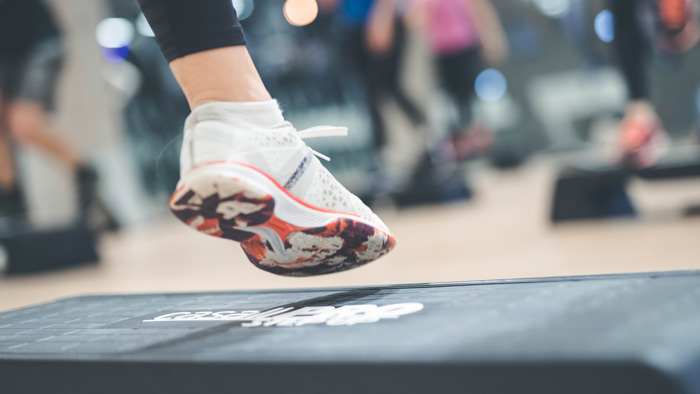 Participate in groupclasses: Dance Step- SATS - SATS