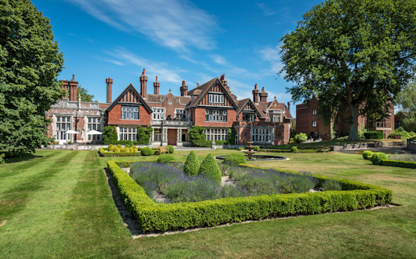 Lymington spa breaks and spa days from £35