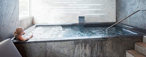 Holiday Inn spa breaks and spa days from £26